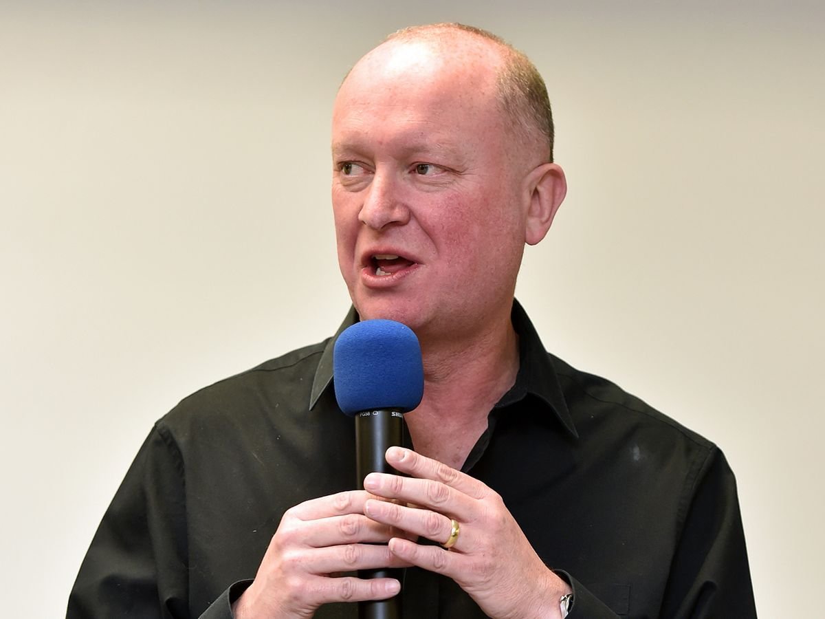 How Did Nigel Pearson Die? - Websplashers